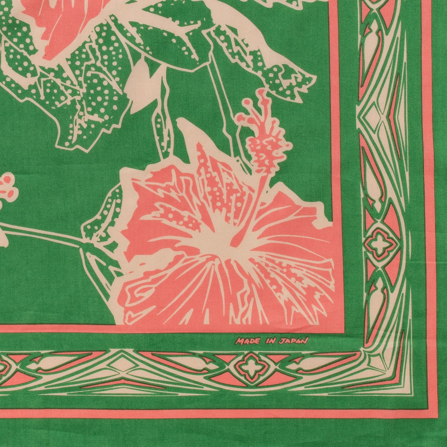 Ridiculum – One Ear Brand